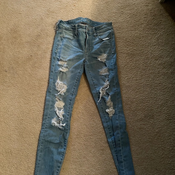 American Eagle Outfitters | Jeans | Light Wash Super Ripped Skinny Jean ...